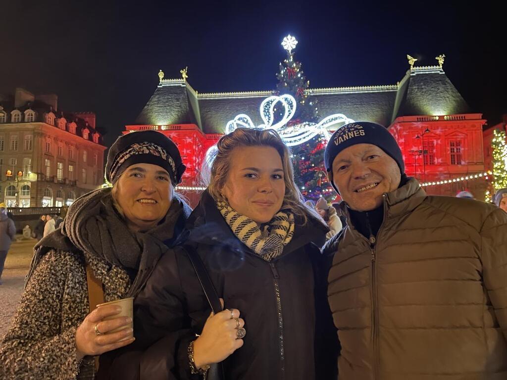 Que pensent les Rennais des illuminations de Noël et de la sobriété ... Que pensent les Rennais des illuminations de Noël et de la sobriété ...