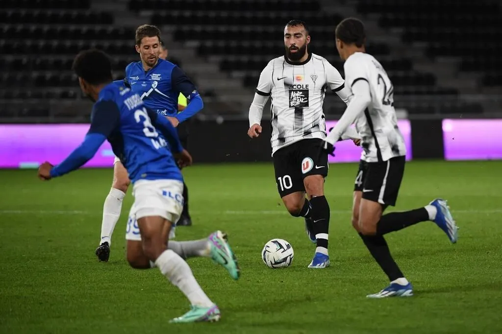 Football. Angers-SCO – Grenoble (1-0) : Grâce à un 7e succès de rang à ...