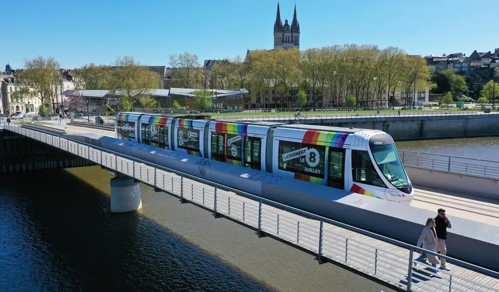Angers reçoit un nouveau prix national grâce à son tramway - Angers ...