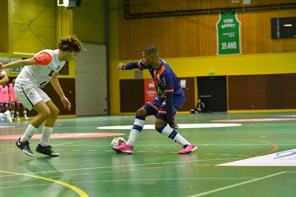 Futsal D1 Un Choc Avant Les Vacances Pour LÉtoile Lavalloise