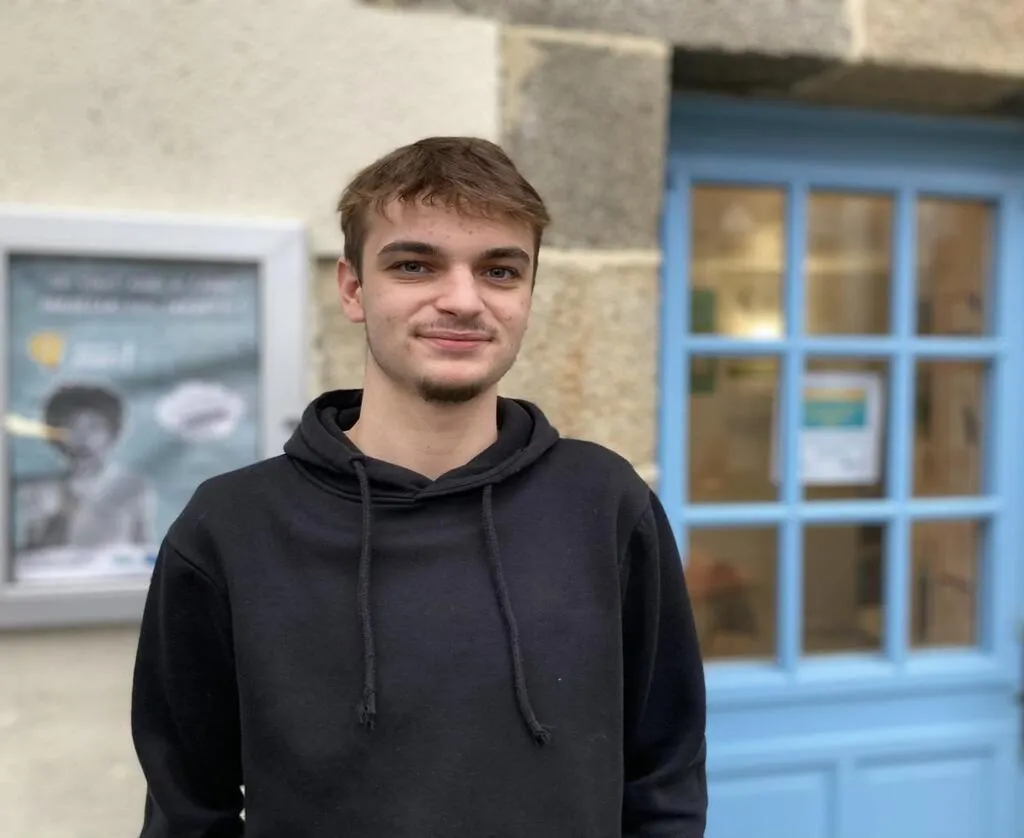 Lesneven. Théo Creac’h-Hervin rejoint le Service info jeunes - Quimper ...