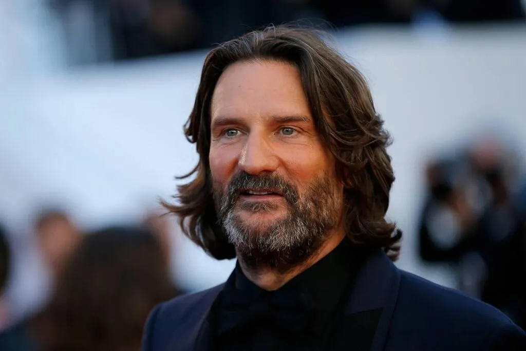 L’écrivain Frédéric Beigbeder placé en garde à vue à Pau dans le cadre ...