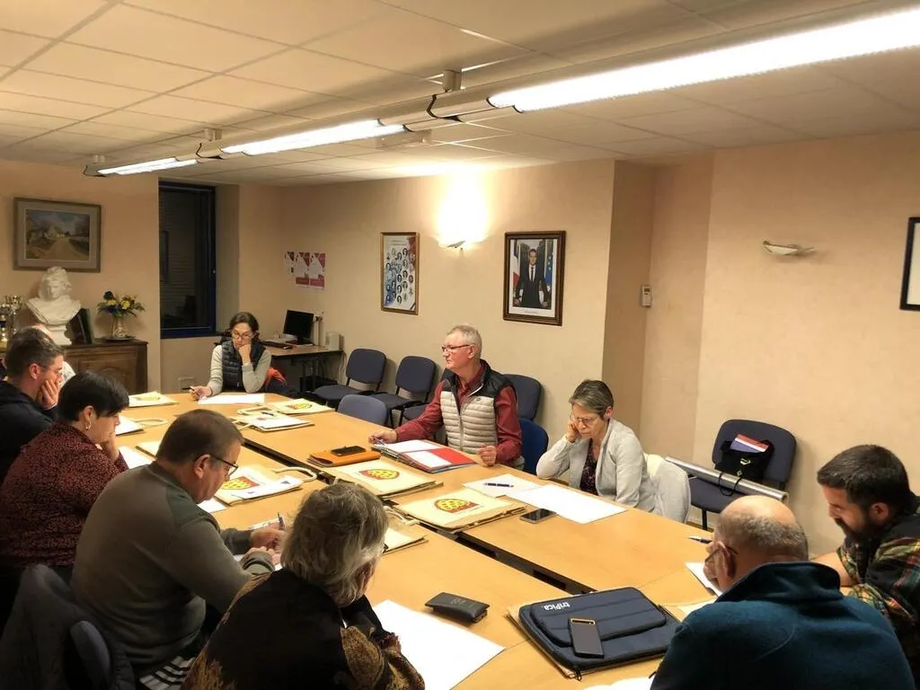 Les travaux et primes exceptionnelles au menu du conseil de Peumerit ...