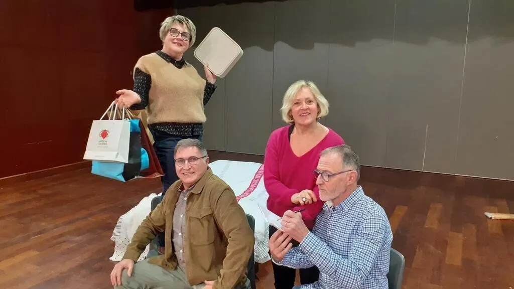 Les Troubadours de Saint-Fort répètent leur nouvelle pièce de théâtre ...