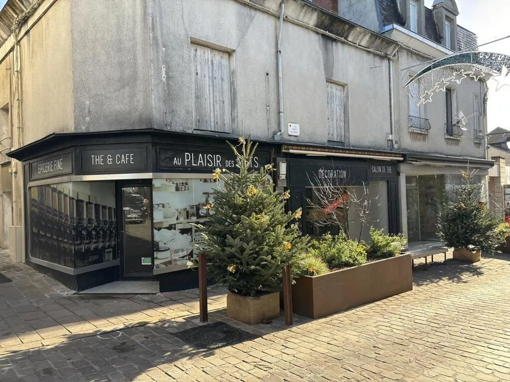 Thouars. L’ancien local d’Au plaisir des mets va revivre grâce à des ...