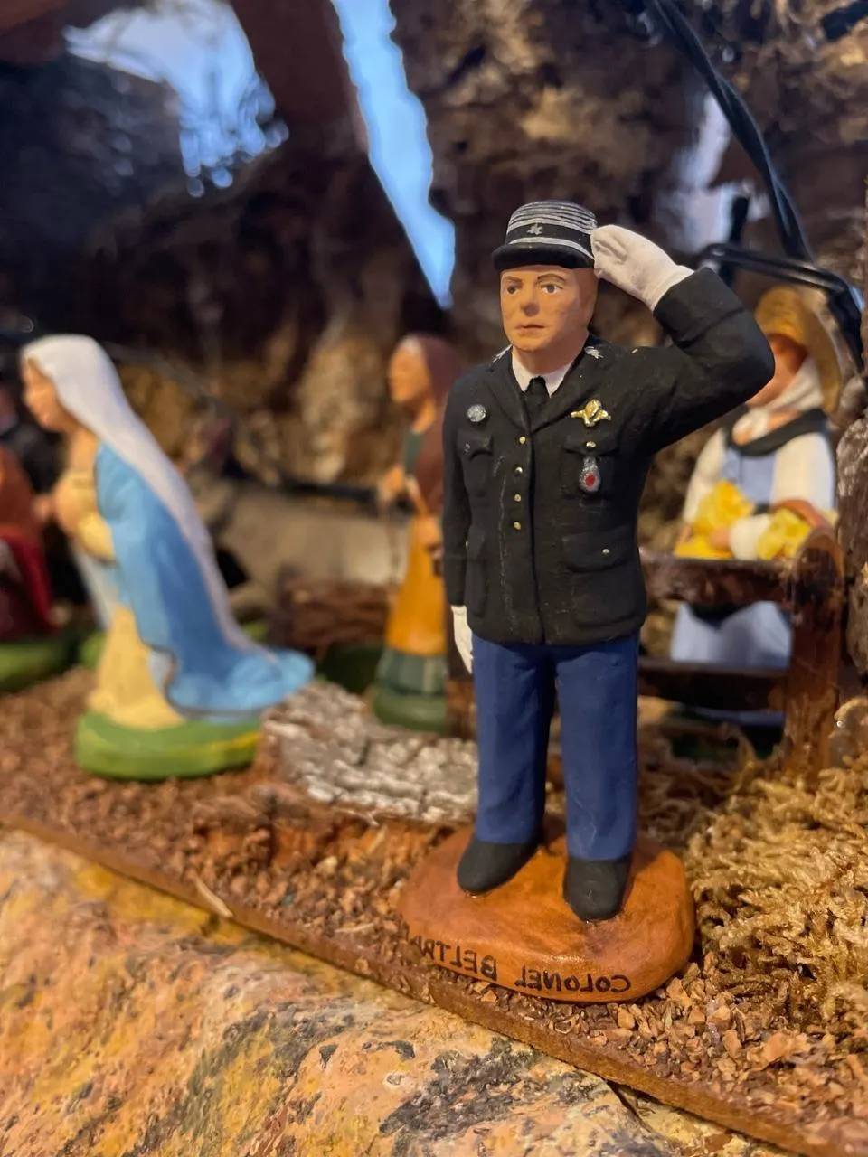 Quand Bernard Tapie et Arnaud Beltrame rejoignent l’âne et le bœuf dans ...