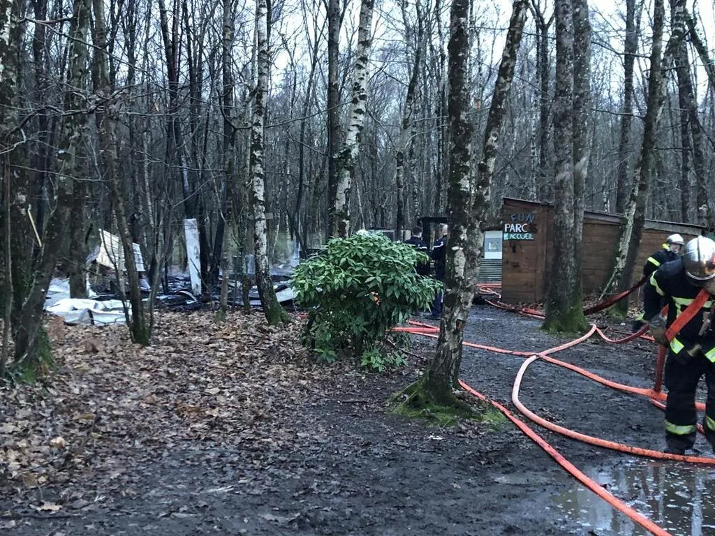En Ille-et-Vilaine, un parc de loisirs quasiment détruit par un incendie - Redon.maville.com