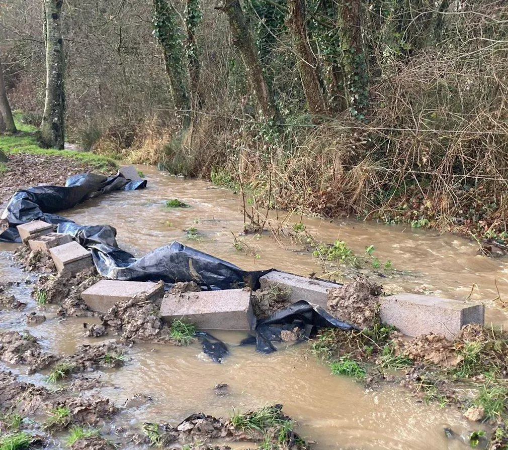 Saint-Germain-le-Vasson. La crue de la Laize contenue par les habitants ...