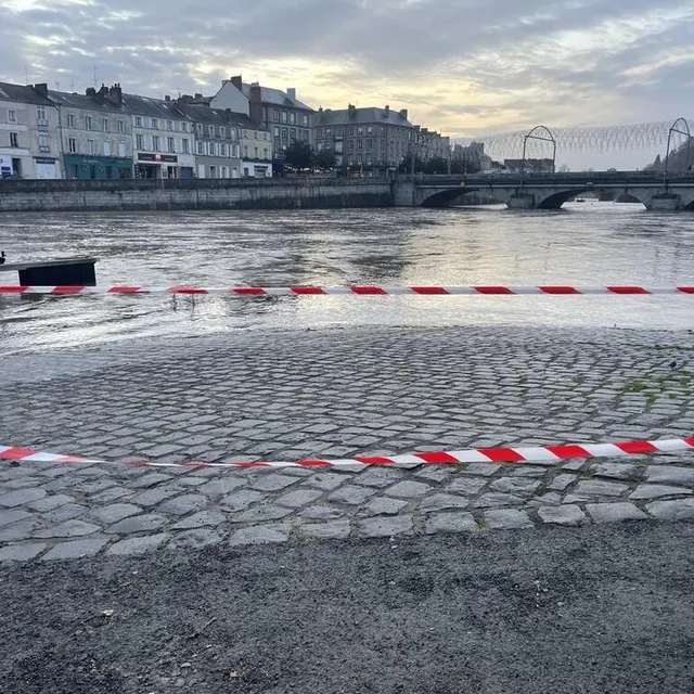 Crue de la Mayenne : plusieurs interventions des pompiers, des ...