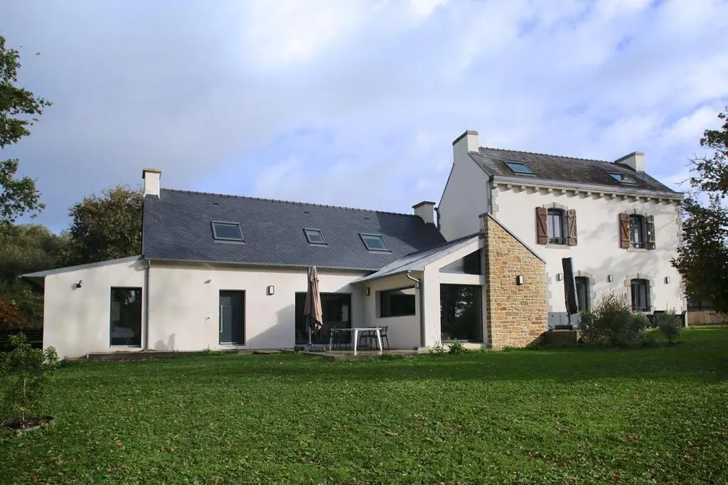 Maison : une masure métamorphosée en gîtes de caractère - Quimper ...