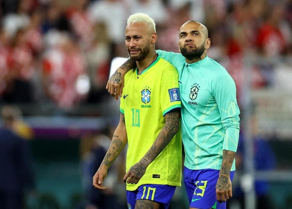 Dani Alves Accusé De Viol Et En Détention Reçoit Une Importante Aide
