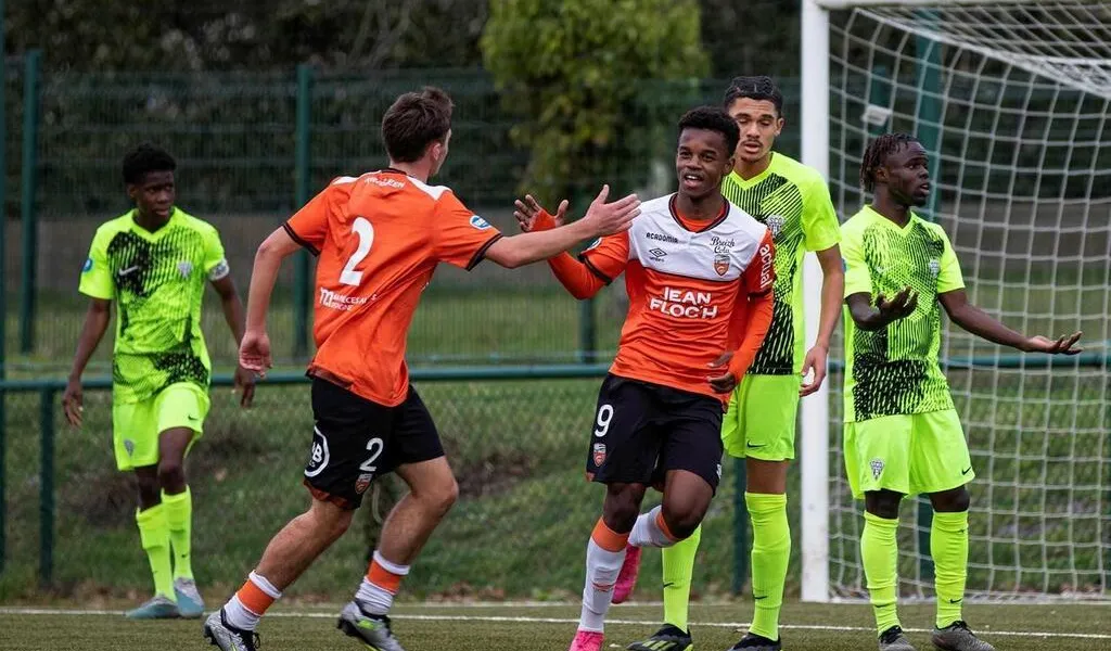 Football. Coupe Gambardella (32es). Bordeaux, une équipe qui réussit à Lorient, mais… . Sport ...