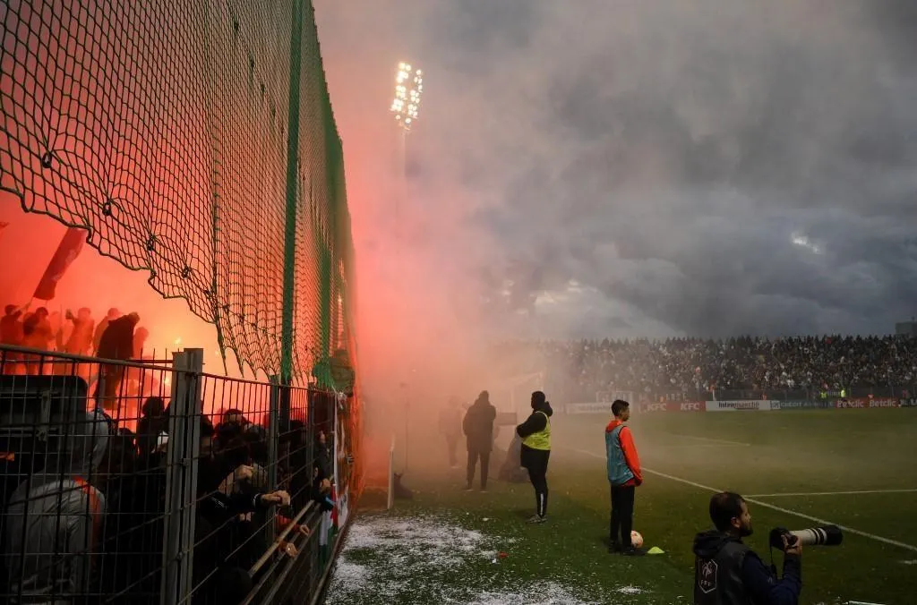 National. Ce que l’on sait de l’attaque des supporters de Dijon par les ultras de Martigues ...