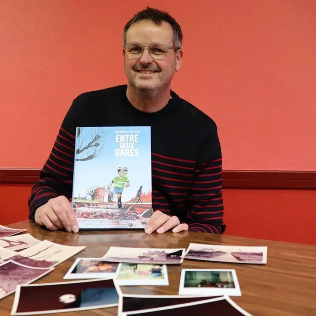 Dans sa nouvelle BD « Entre deux gares », Sébastien Samson suit les ...