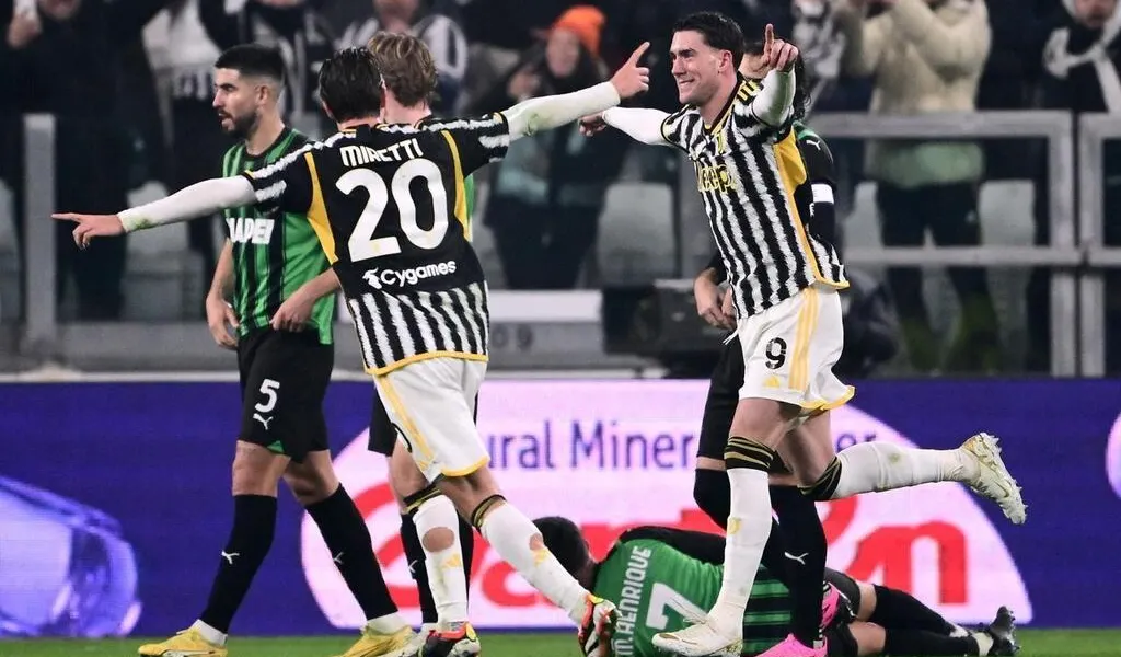 Serie A. La Juventus étrille Sassuolo et revient à deux points de l ...