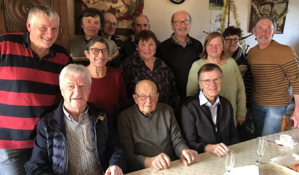 « Il affiche une forme exceptionnelle » : à 97 ans, Yves Puluhen est le ...