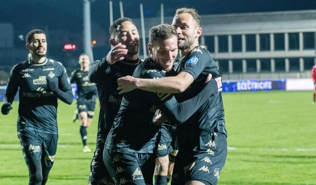 Football. National 2 : Saint-Malo renoue avec la victoire à domicile ...