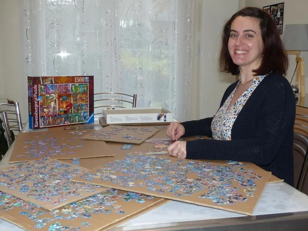 « Ça permet de rêver » : Katia, passionnée de puzzles, se prépare pour ...
