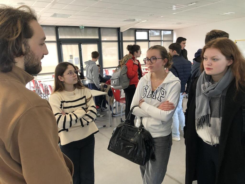 Du Morbihan aux grandes écoles : ces étudiants aident les lycéens à se ... Du Morbihan aux grandes écoles : ces étudiants aident les lycéens à se ...