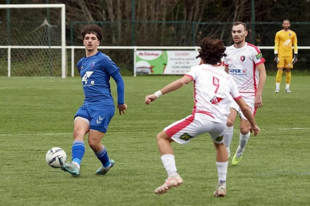 US Concarneau. Le capitaine de la réserve Servan Suignard rejoint La ...