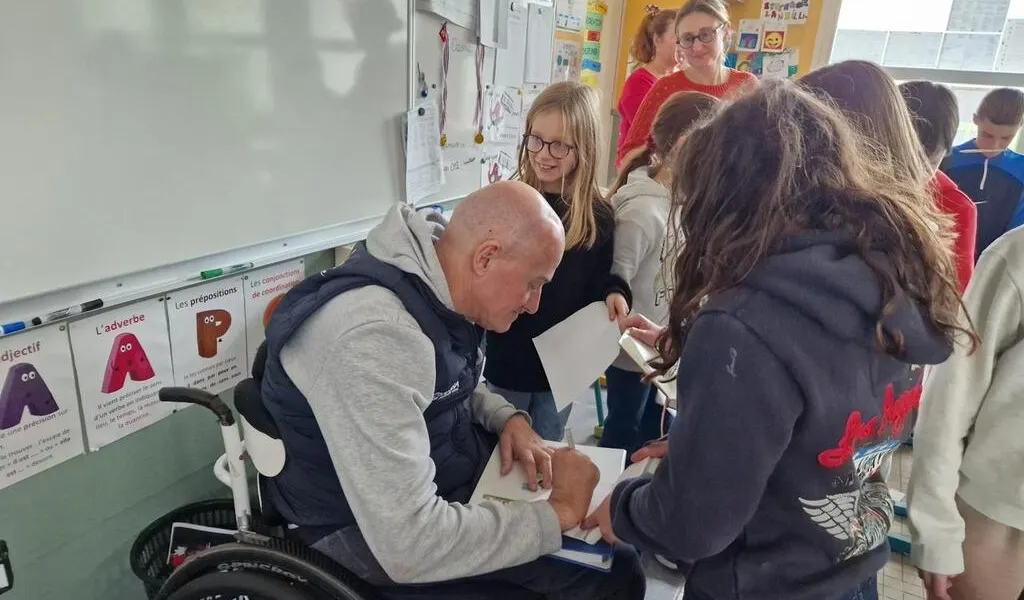Avant les JO, l’archer paralympique Damien Letulle témoigne face aux ...