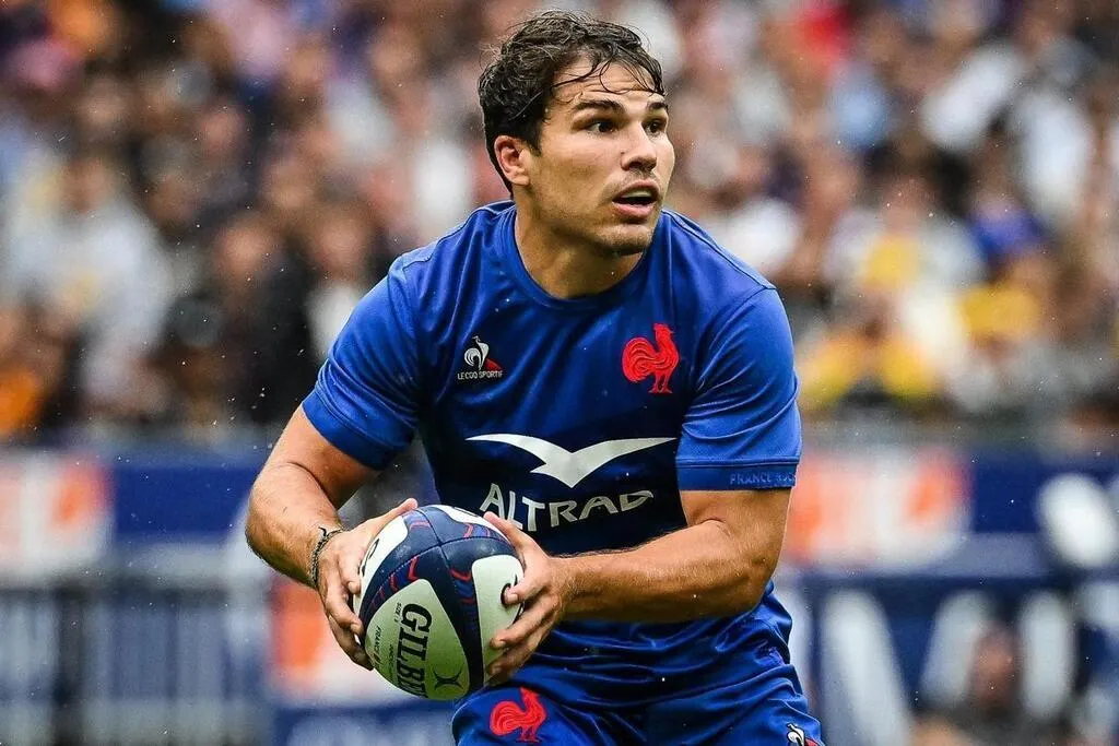 6 Nations. « Ça me fait drôle ! » , confie Antoine Dupont qui sera ...