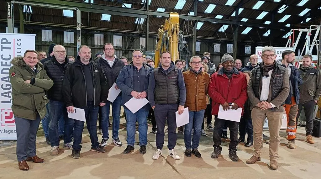 Plouédern. Sept médailles des TP remises chez Lagadec - Brest.maville.com