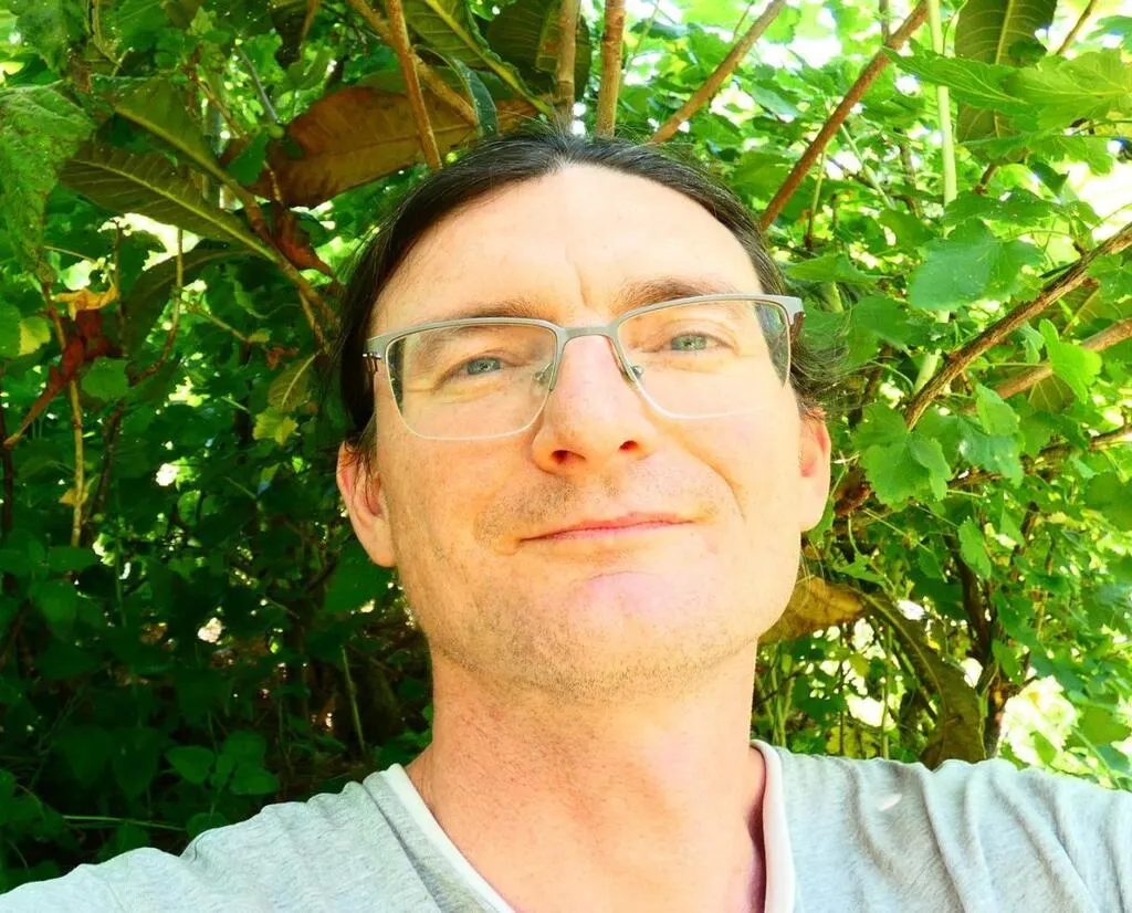 Saint-Étienne-de-Montluc. Le jardin, un monde à portée de main - Nantes ...