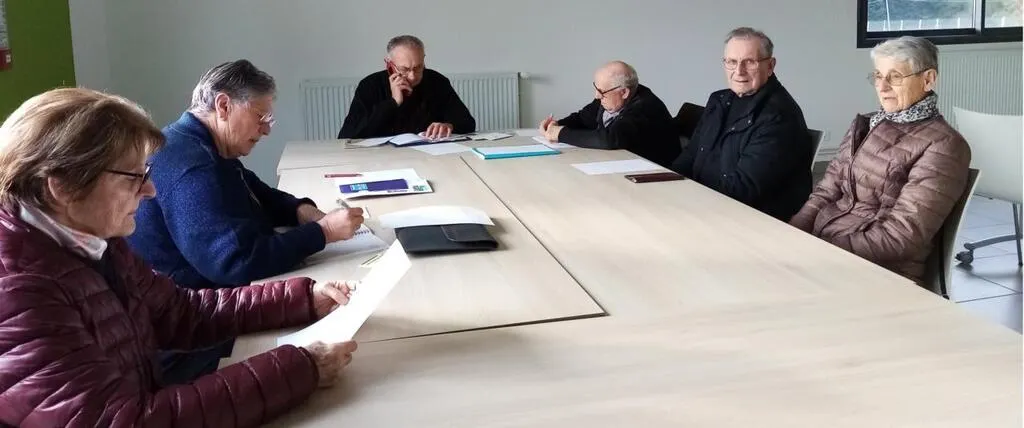 Courcelles-la-Forêt. Huit adhérents à la section UNC-AFN - Le Mans ...