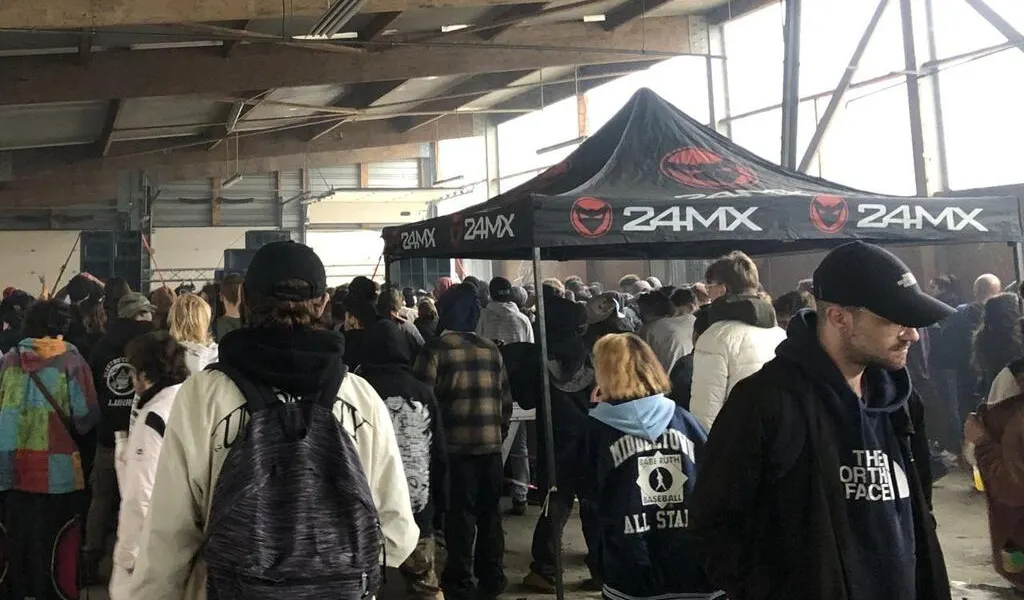 Une rave-party rassemble 400 participants au sud de Rennes depuis ce ...