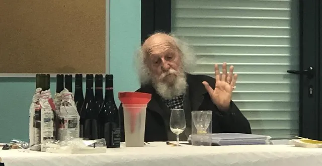 Bressuire. Après 40 ans de présence, Claude Boutet dit au revoir au ...