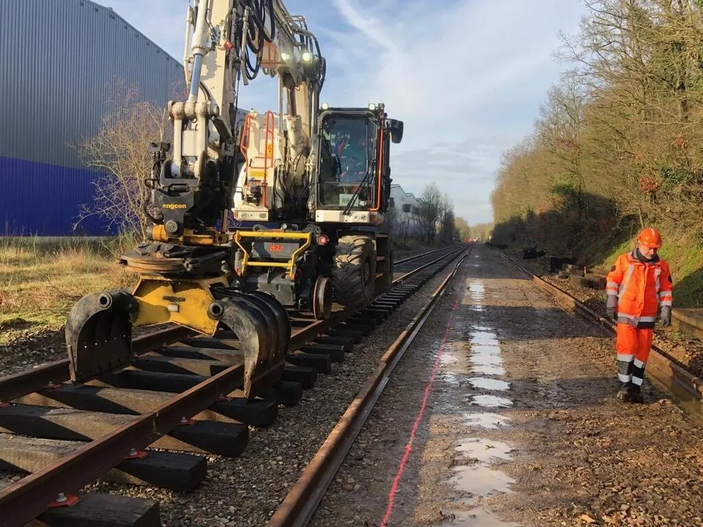 Le chantier de la ligne de fret Sablé/Château-Gontier-sur-Mayenne est sur de bons rails - Laval ...