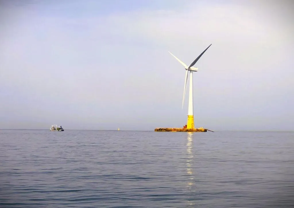 Au large du Croisic, l’éolienne flottante prolonge son bail de cinq ans ...