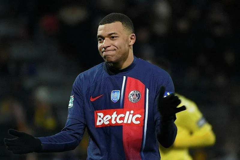 Mercato. Kylian Mbappé n’ira ni à Liverpool, ni à Arsenal selon la presse anglaise . Sport ...