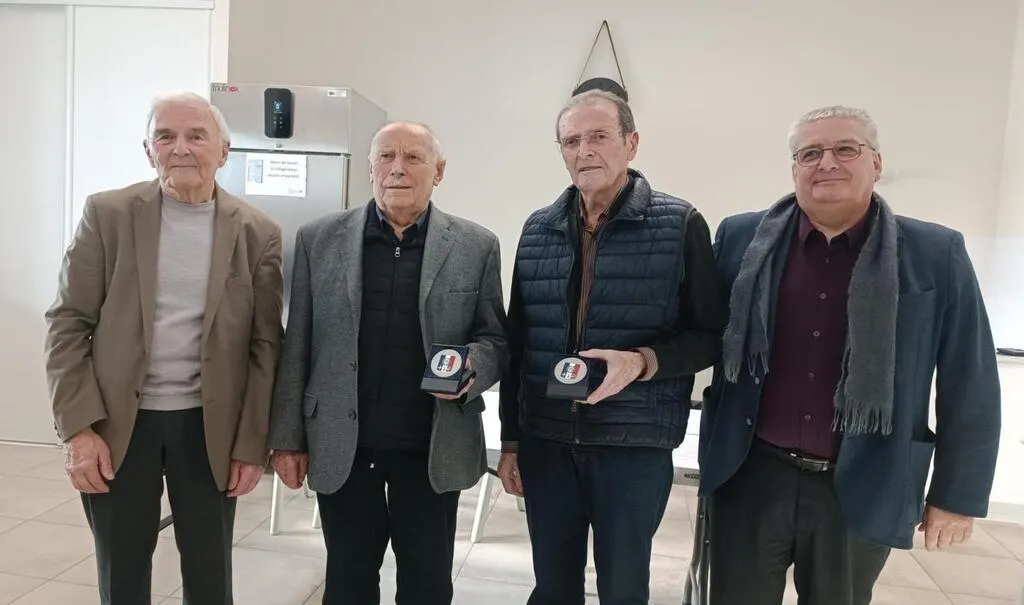 Coron. Une médaille pour deux anciens combattants - Angers.maville.com