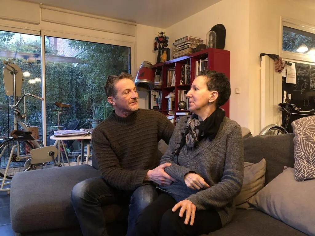 Sa femme, âgée de 54 ans, a Alzheimer : il ne trouve pas d ...