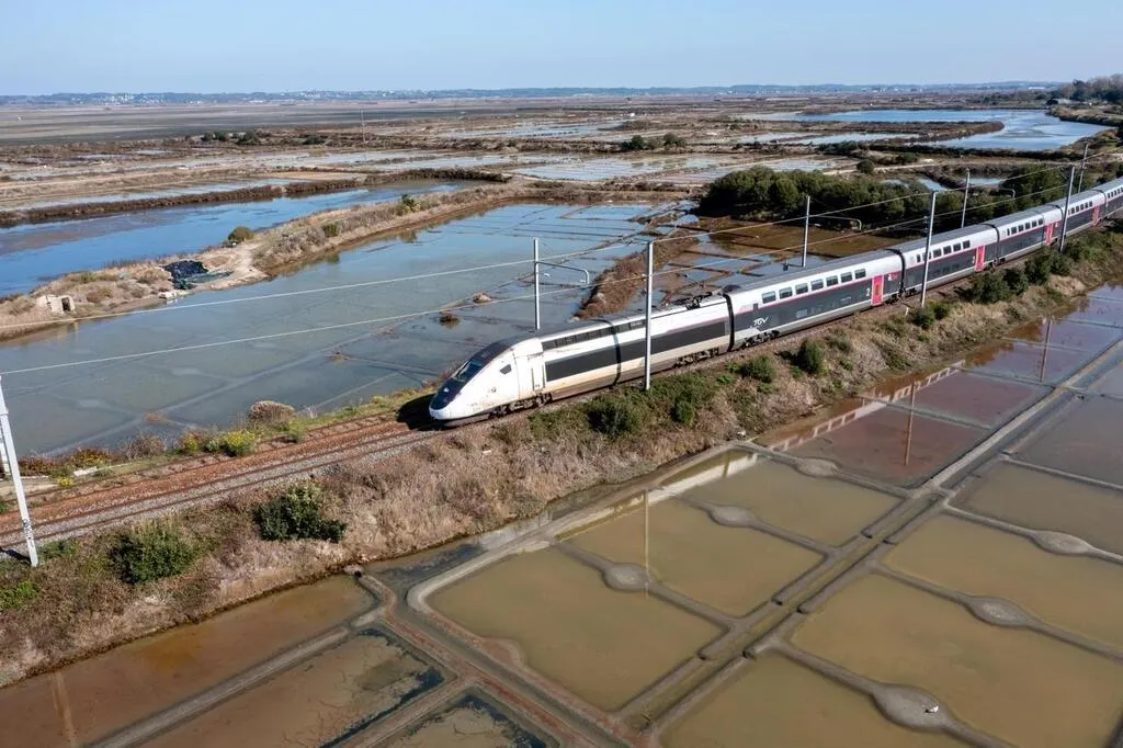 Grève des contrôleurs SNCF : TGV, Ouigo, Intercités… Un train sur deux va circuler ce week-end ...