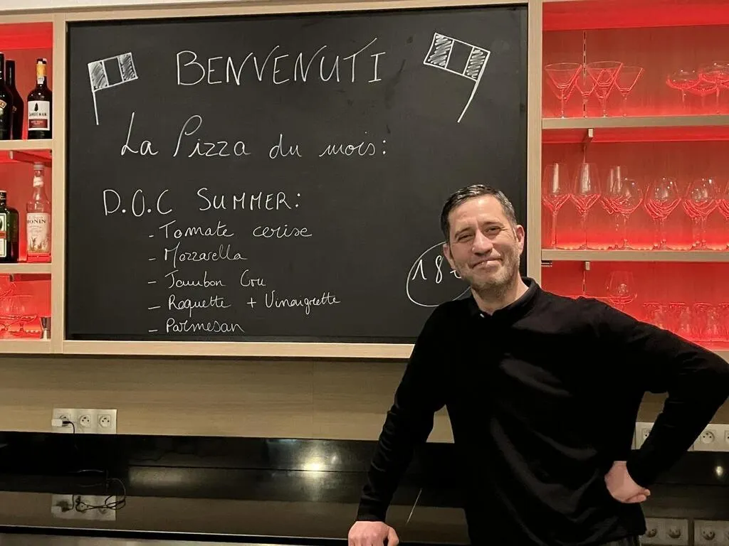 Pizzas, plats napolitains… et soirées à thème au Régina Margherita à ...