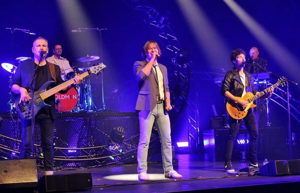 EN IMAGES. Concert des Goldmen : le groupe dédié à Goldman a fait le ...