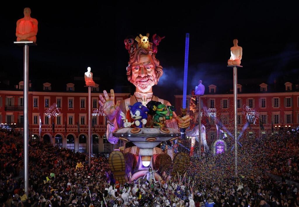 En Images Le Carnaval De Nice Soffre Un Coup De Jeune Avec La Pop