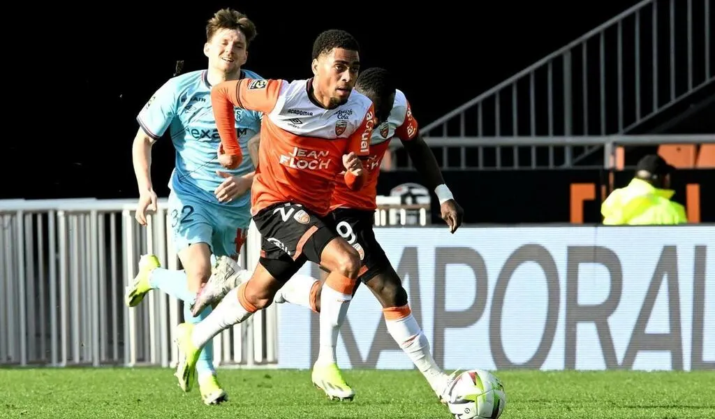 FC Lorient. Julien Ponceau, de l’ombre à la lumière . Sport - Lorient.maville.com