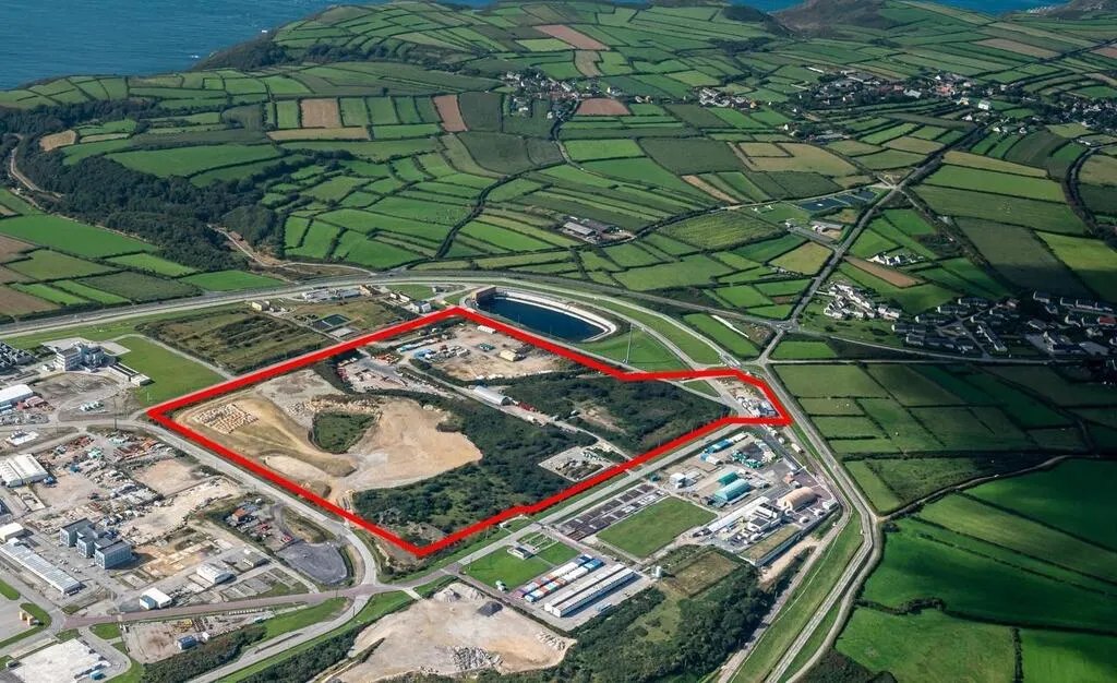 Le collectif Piscine nucléaire stop tacle Orano La Hague - Saint-Lô ...