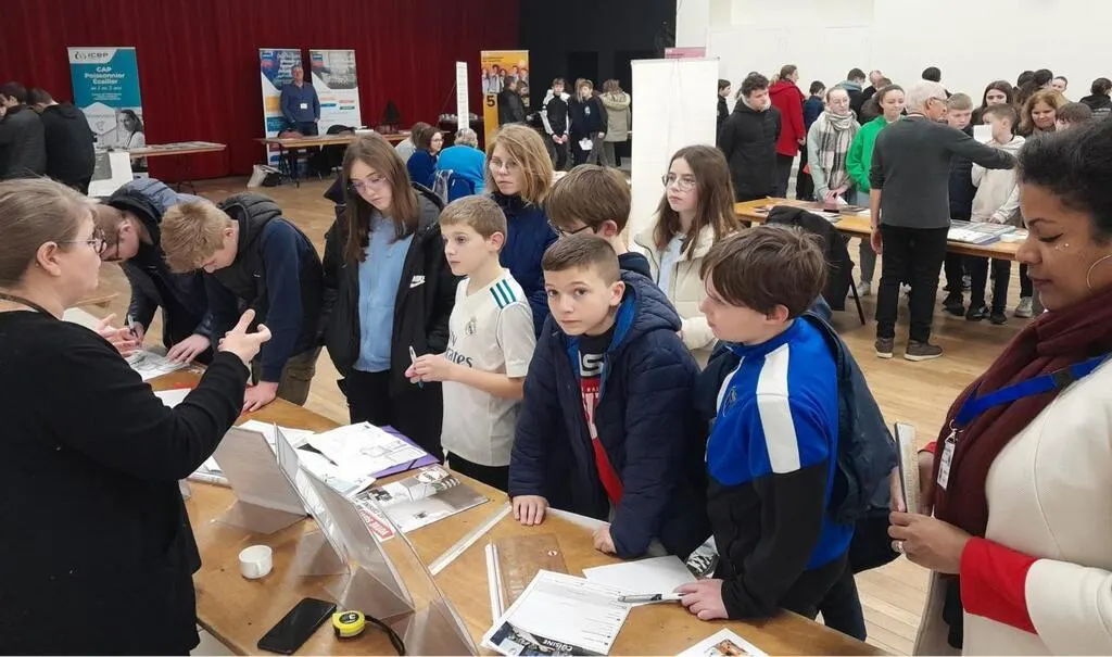 Le Molay-Littry. 360 collégiens découvrent 34 corps de métiers ...