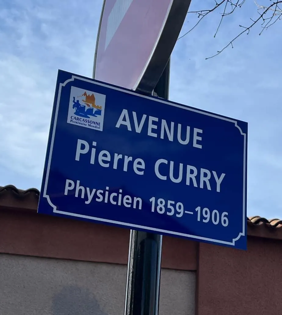 Pierre Curry au lieu de Pierre Curie… Deux plaques de rue retirées à ...