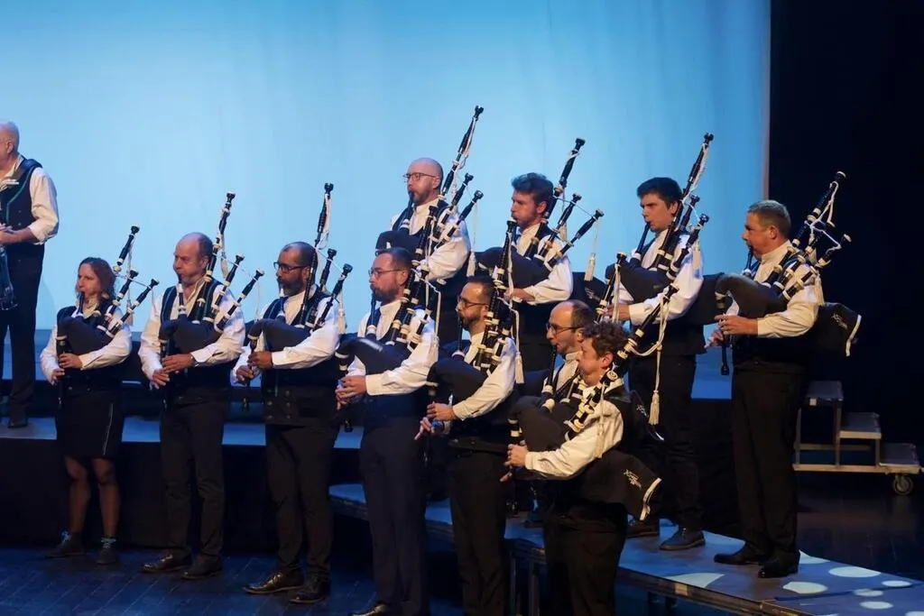 Le Bagad de Nantes ouvre au public son ultime répétition avant un ...