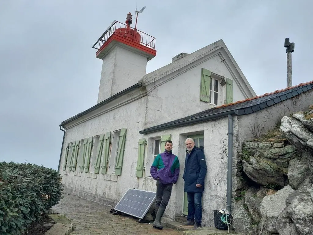 En résidence sur l’île Wrac’h, le conteur breton Lukaz Nedeleg fait revivre la Cité d’Ys ...