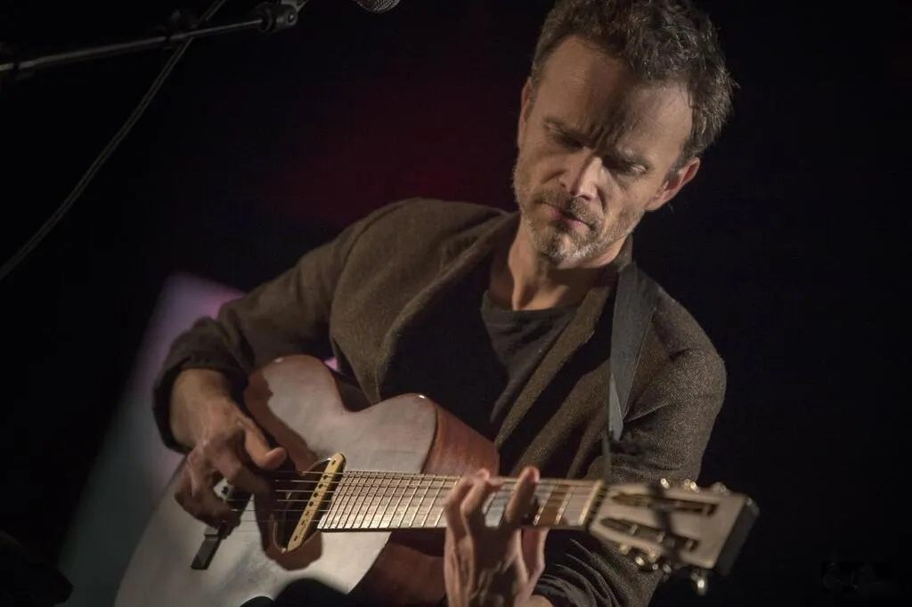 En concert le 15 mars, Nicolas Cloche apprécie la scène de Bréhal ...