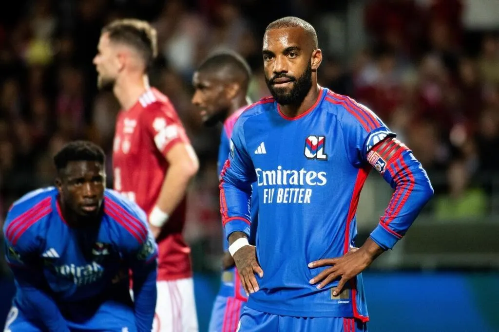 Ligue 1. Alexandre Lacazette (OL) forfait pour le déplacement à Lorient ...
