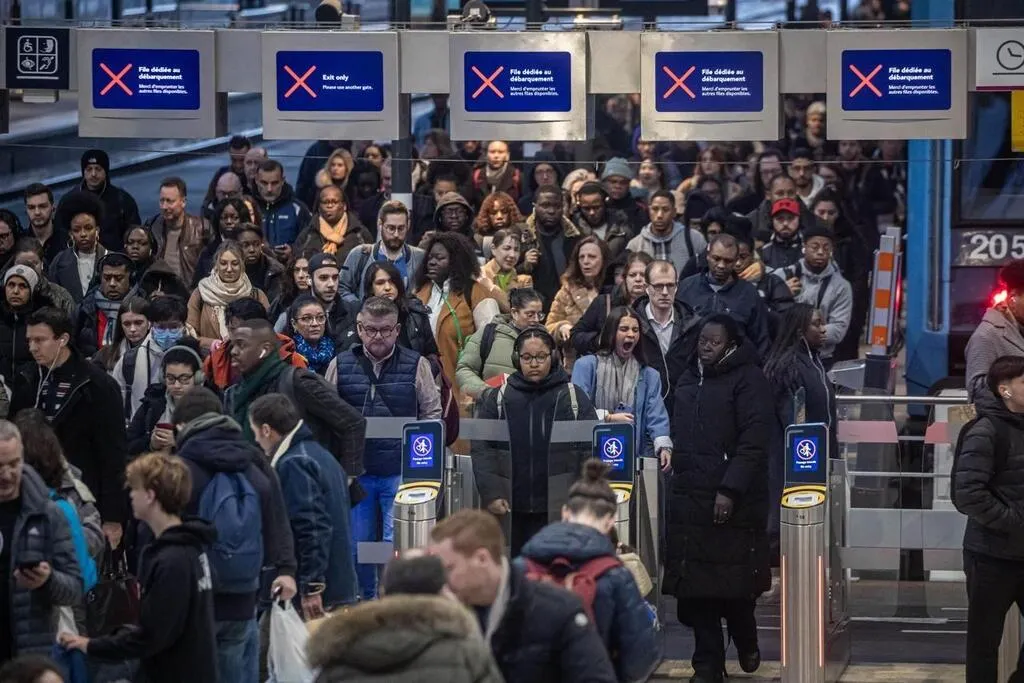 JO 2024. La SNCF retarde la vente de billets de train pour le jour de ...