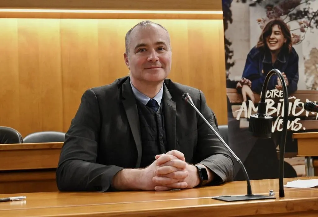 Le Conseil départemental de la Mayenne soutient la chaire neutralité ...